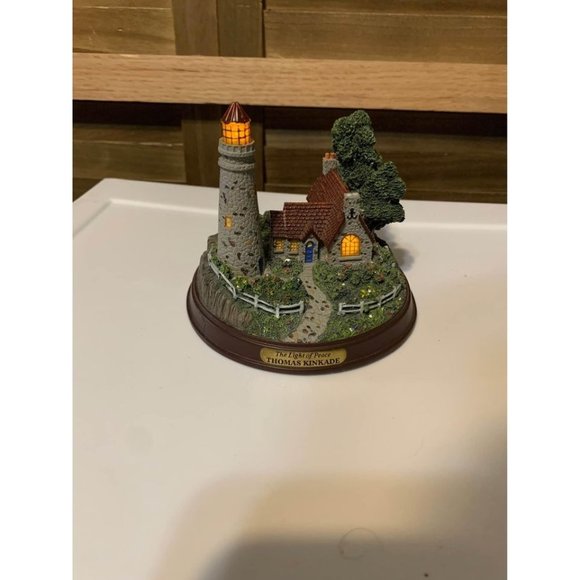 Thomas Kinkade | Accents | Thomas Kinkade Light Up Lighthouse The Light ...